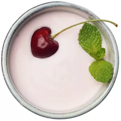 Йогурт с вишней 3% жир. фермерский продукт натуральный состав ...