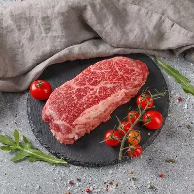 Говядина мраморная Wagyu стейк Пиканья ~250г - купить в Москве по ...