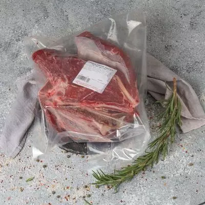 Говядина толстый край на кости охлажденная из мяса молодого бычка ~1 ...