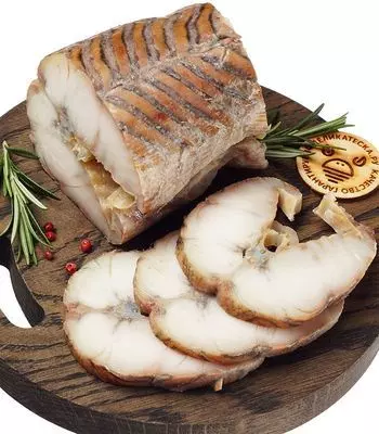 Севрюга горячего копчения кусок ~350г - купить в Москве по выгодной ...